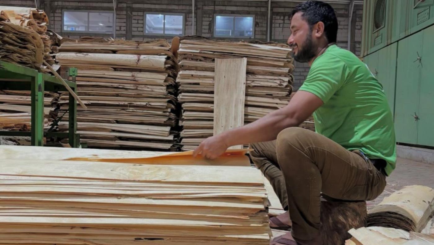 About us - Ply Story